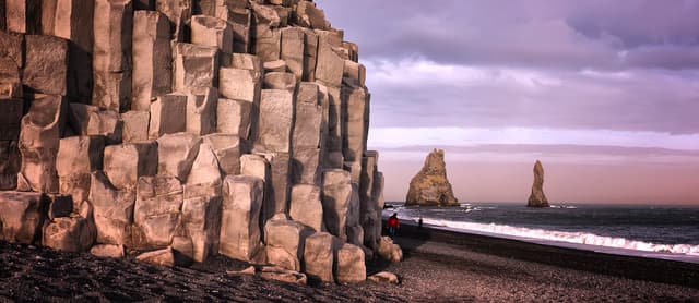 Iceland Vacation Packages with Airfare, Hotels & Tours 2026/2027