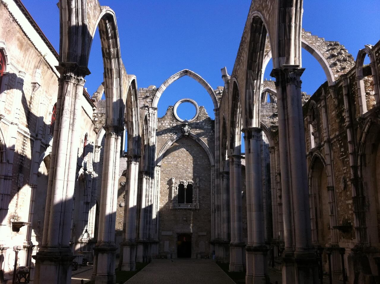 Carmo Convent, Lisbon – History, Museum & Travel Guide